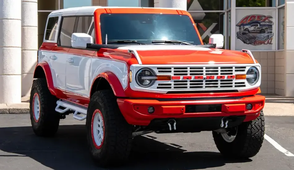 Ford Bronco 2025 Red and White | Apex Customs